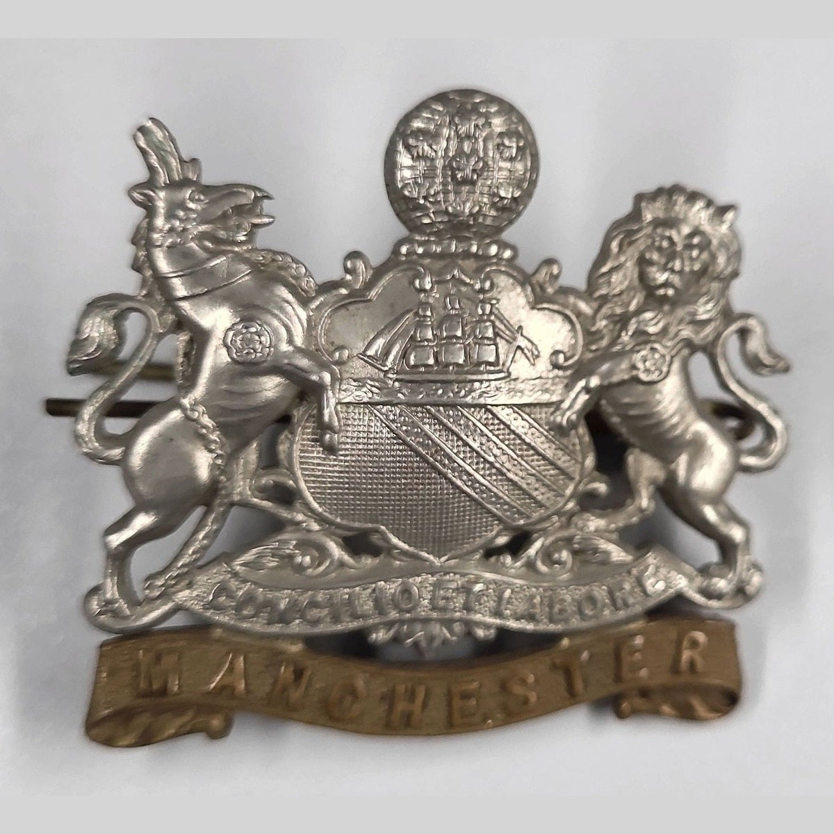 Manchester Regiment Cap Badge– Lets Talk Militaria UK